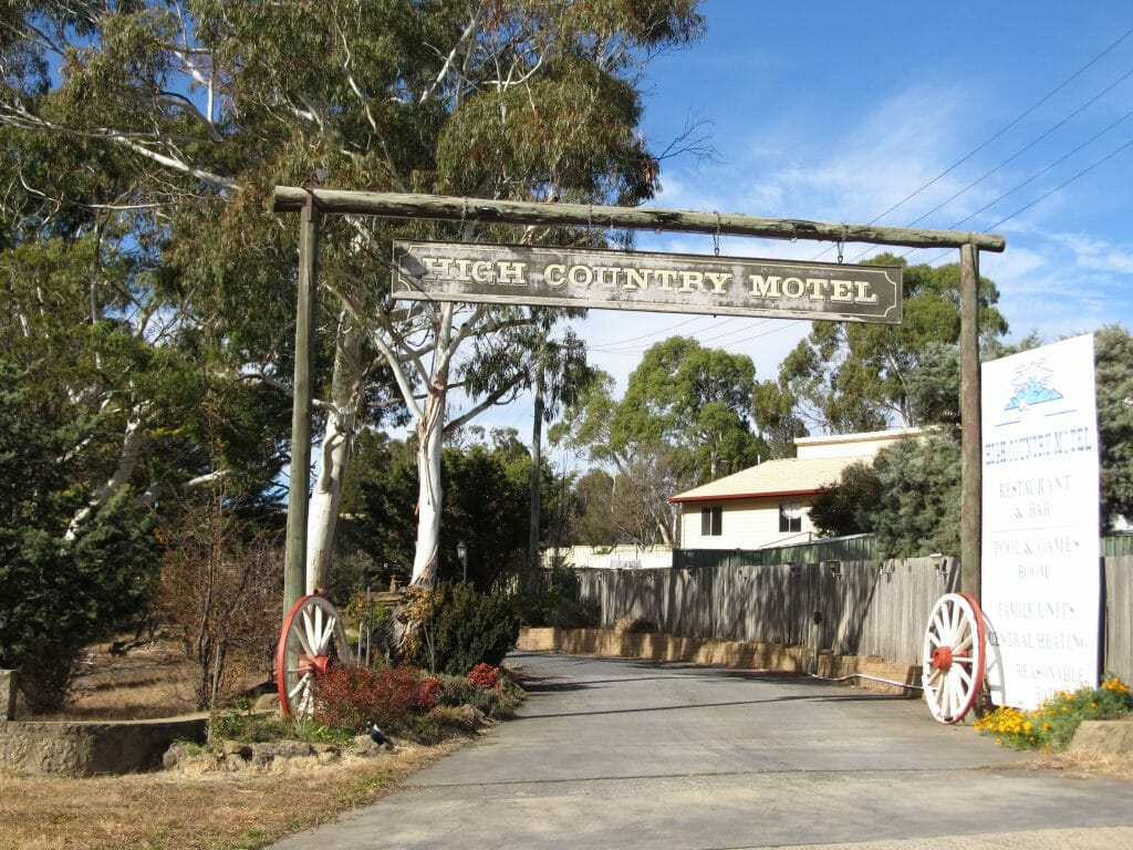 Visit Cooma Website Accommodation Featured Image High Country Motel ...